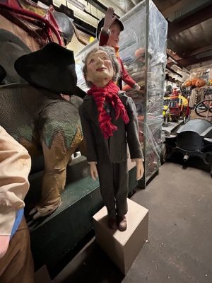 1960s Animated Willy Wonka Window Display By Lou Nasti - Obnoxious Antiques