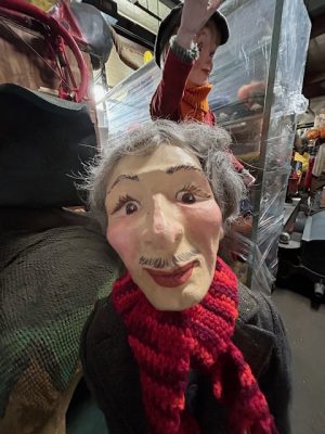 1960s Animated Willy Wonka Window Display By Lou Nasti - Obnoxious Antiques